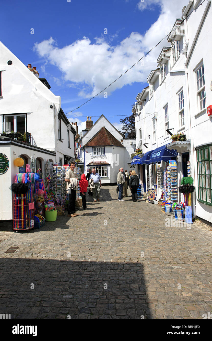 The Cobbled streets and tourist shops around the old part of Lymington ...