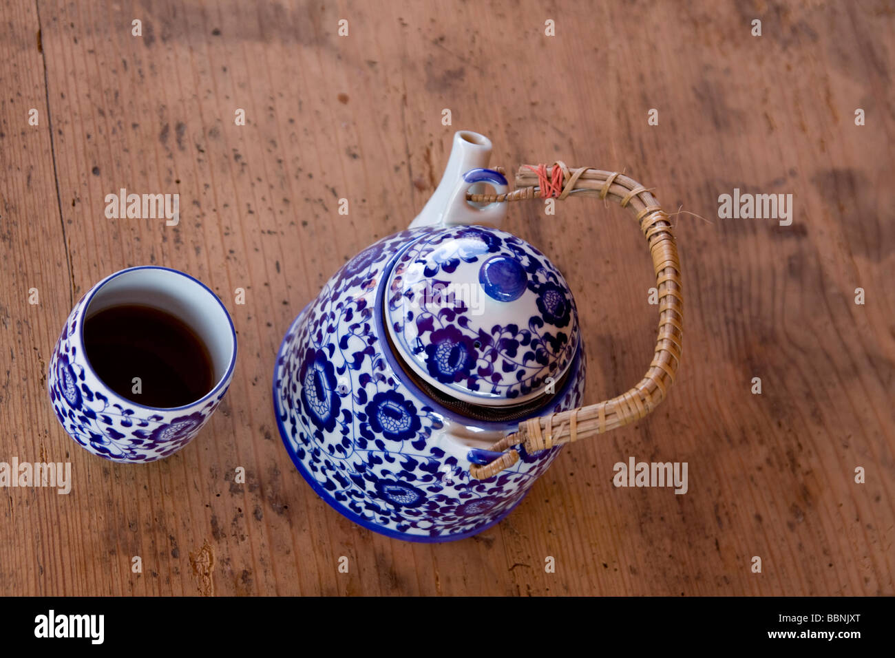 Traditional tea dishes Stock Photo - Alamy