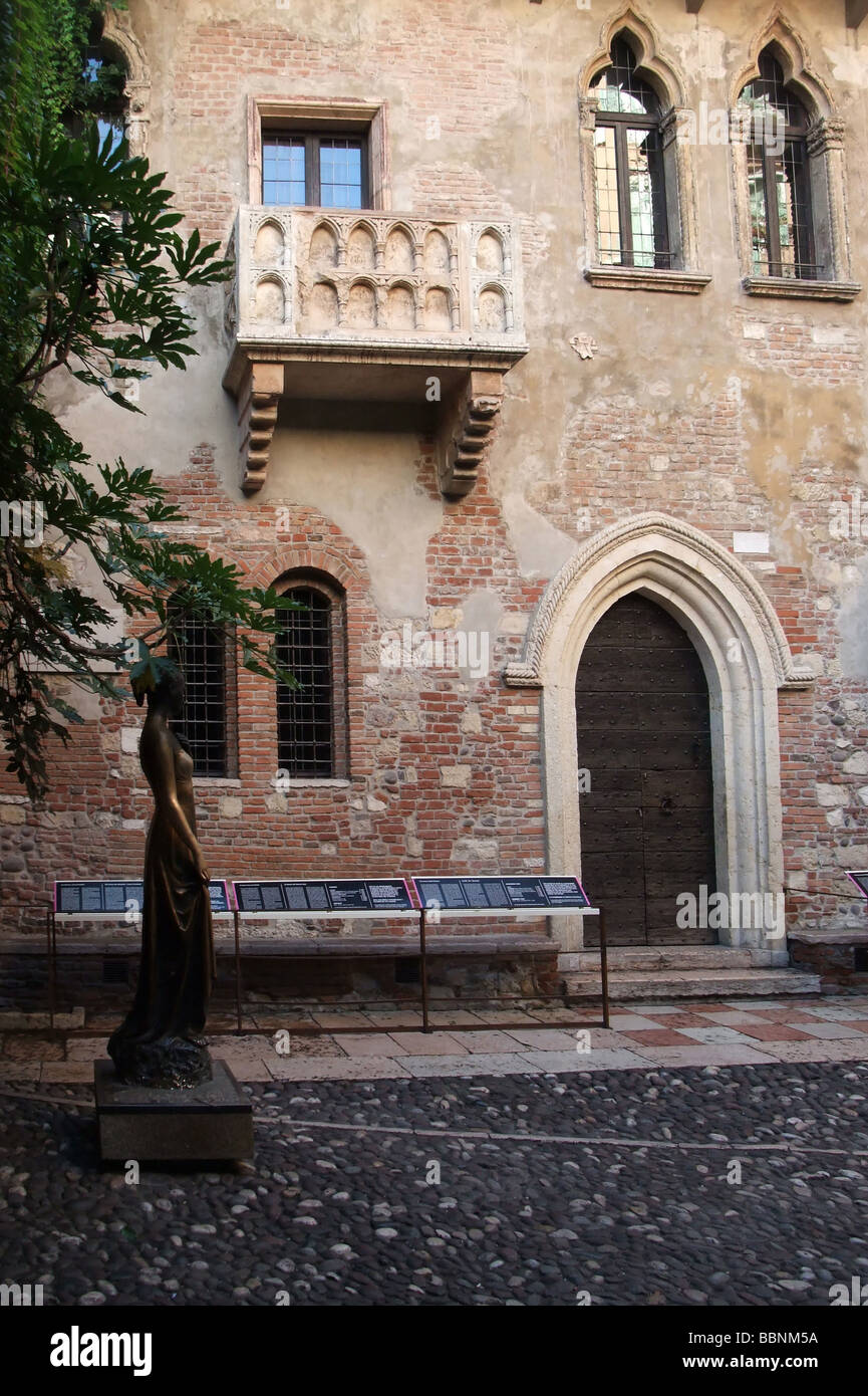 geography / travel, Italy, Veneto, Verona, Palazzo Capuleti with ...