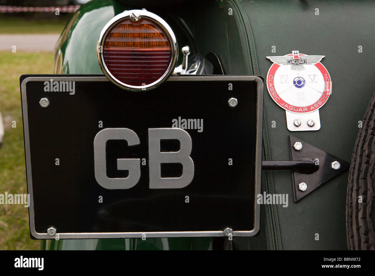 Gb plate on classic car hi-res stock photography and images - Alamy