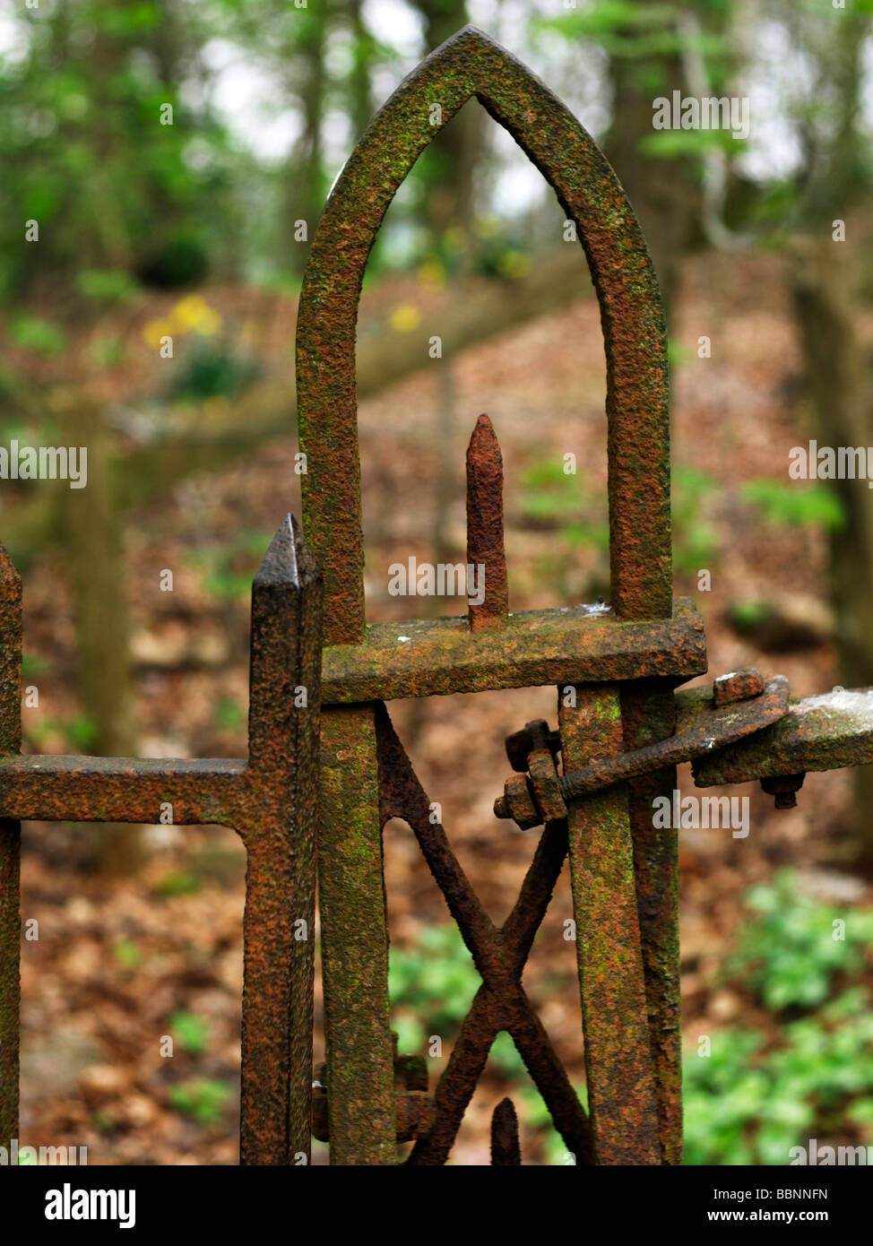 Cemetery gates hi-res stock photography and images - Alamy