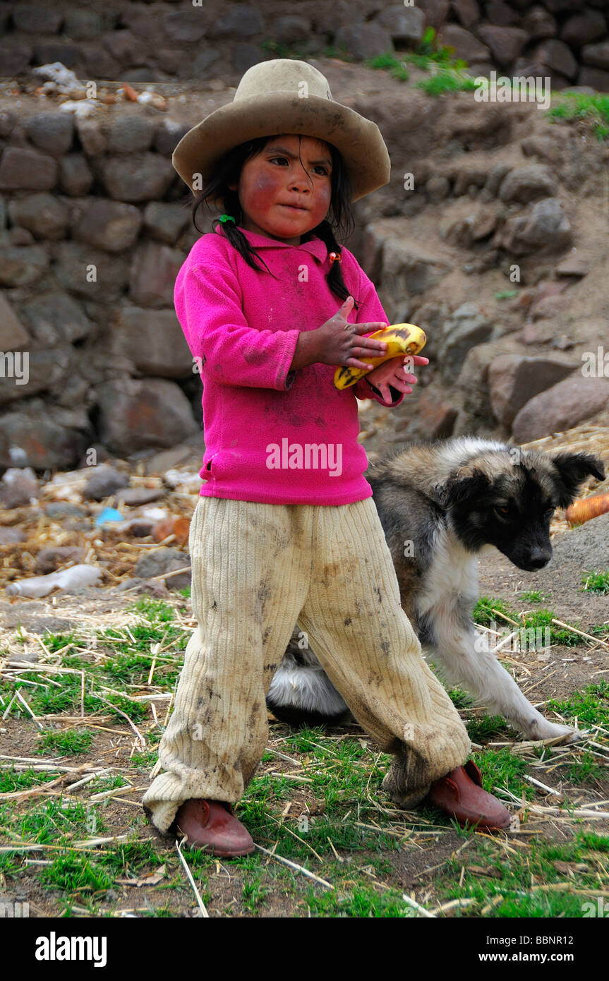 Peruvian Girl from Peru Stock Photo - Alamy