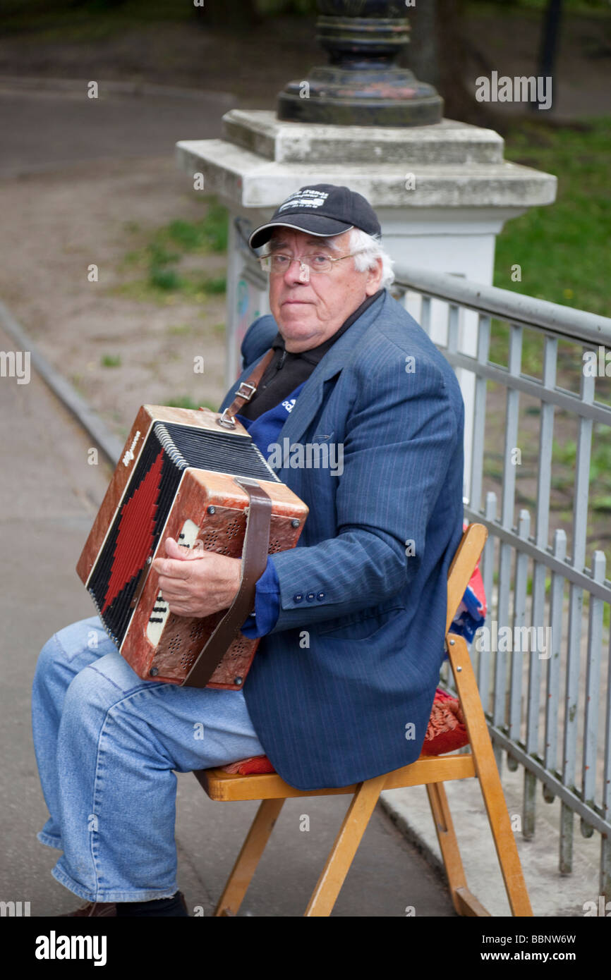 Concertina hi-res stock photography and images - Alamy