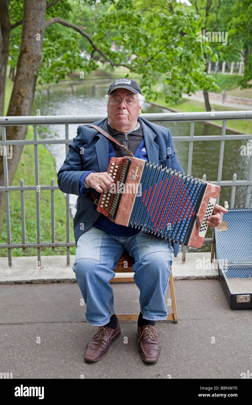 Concertina hi-res stock photography and images - Alamy