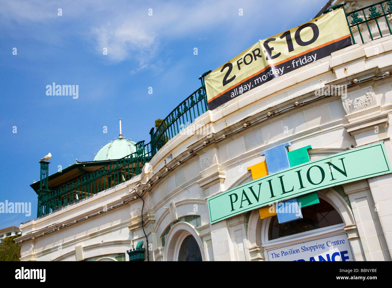Torquay pavilion hi-res stock photography and images - Alamy