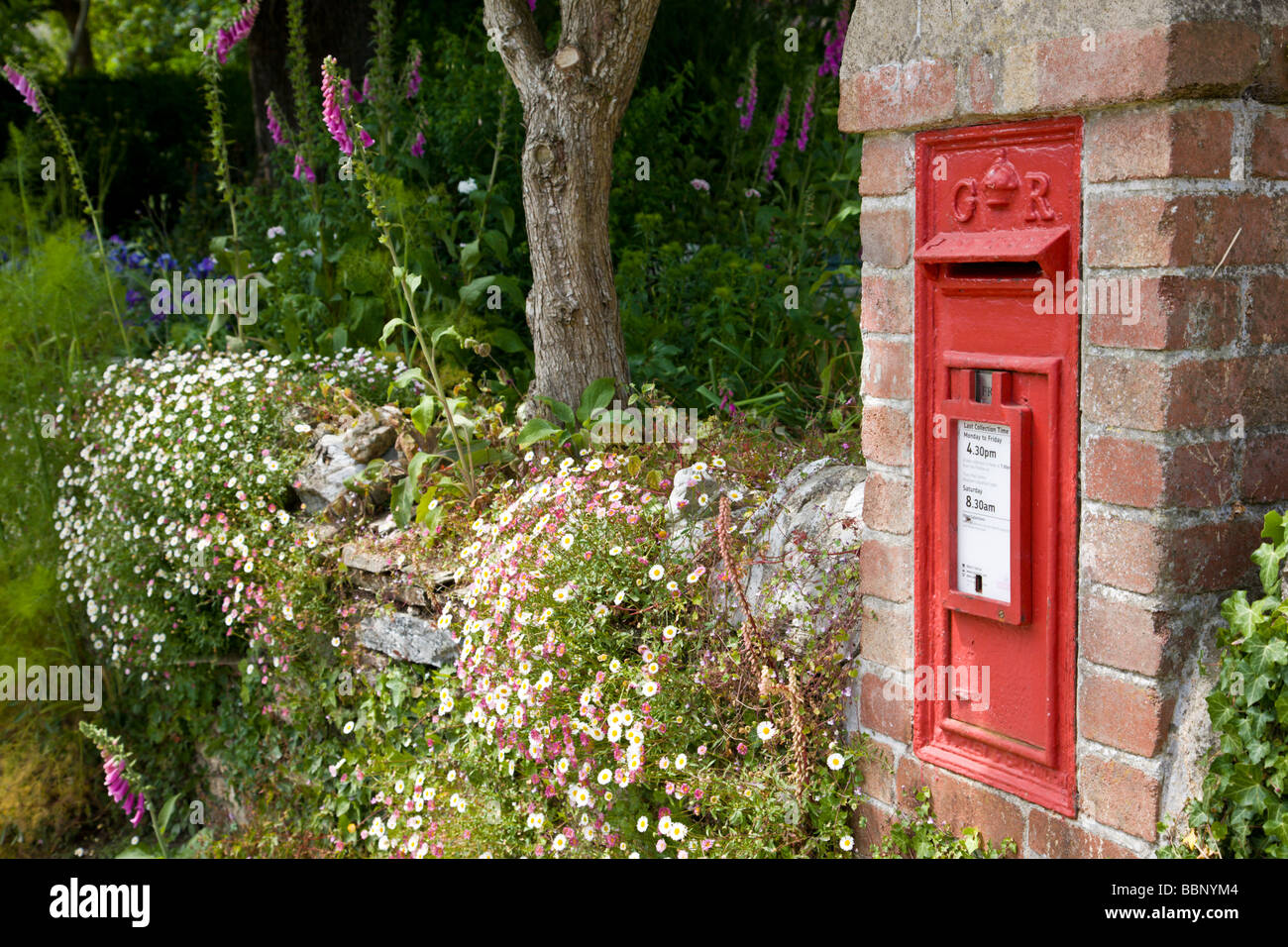 English villages and hamlets hi-res stock photography and images - Alamy