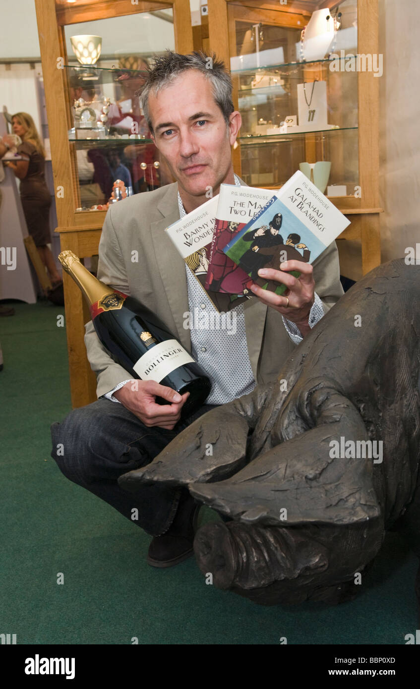 Bollinger everyman wodehouse prize hi-res stock photography and images ...