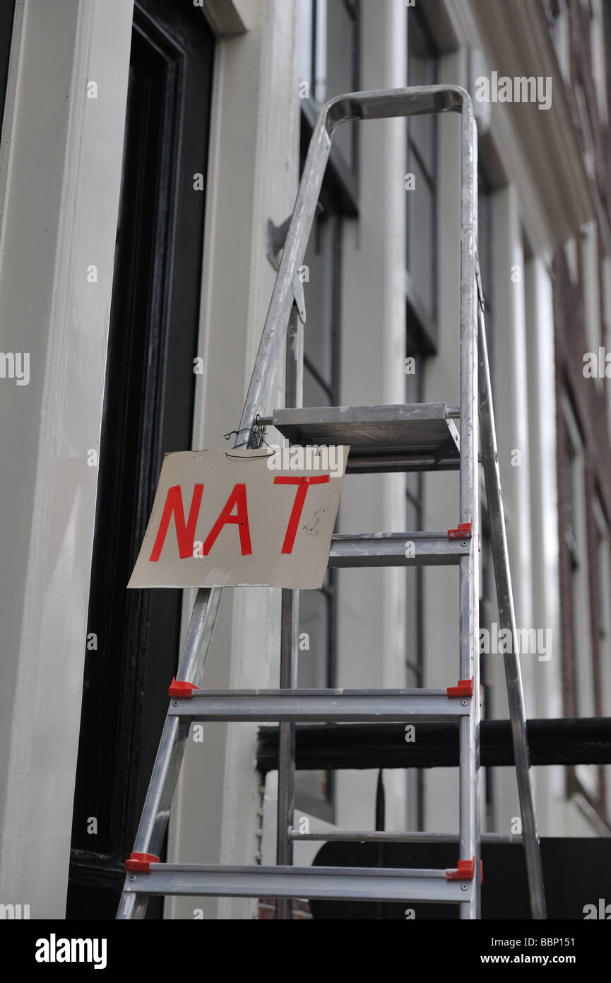 Wet paint warning sign hi-res stock photography and images - Alamy