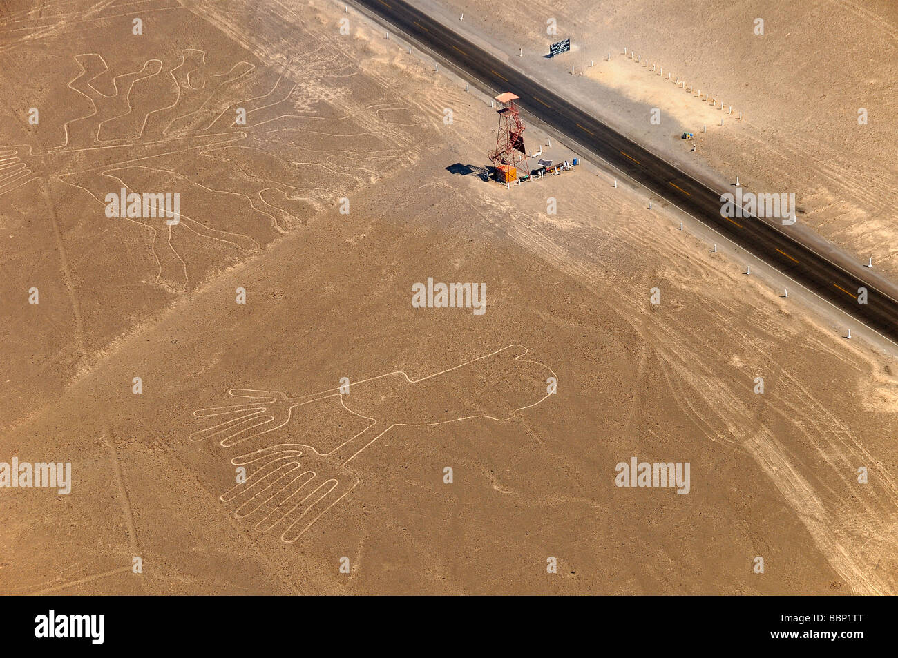 Nasca hi-res stock photography and images - Alamy