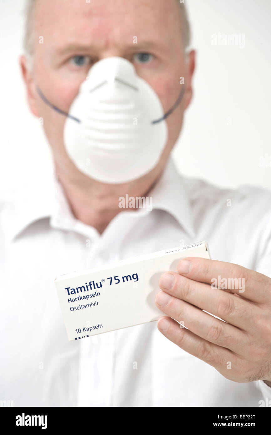 Show package hi-res stock photography and images - Alamy