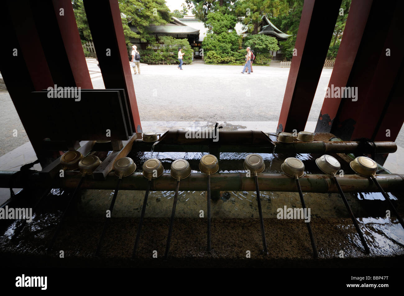 Shinto purification rituals hi-res stock photography and images - Alamy