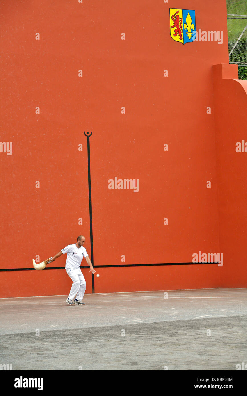 A GAME OF GRAND CHISTERA PELOTA, GRAND FRONTON, BIDART, PYRENEES ...
