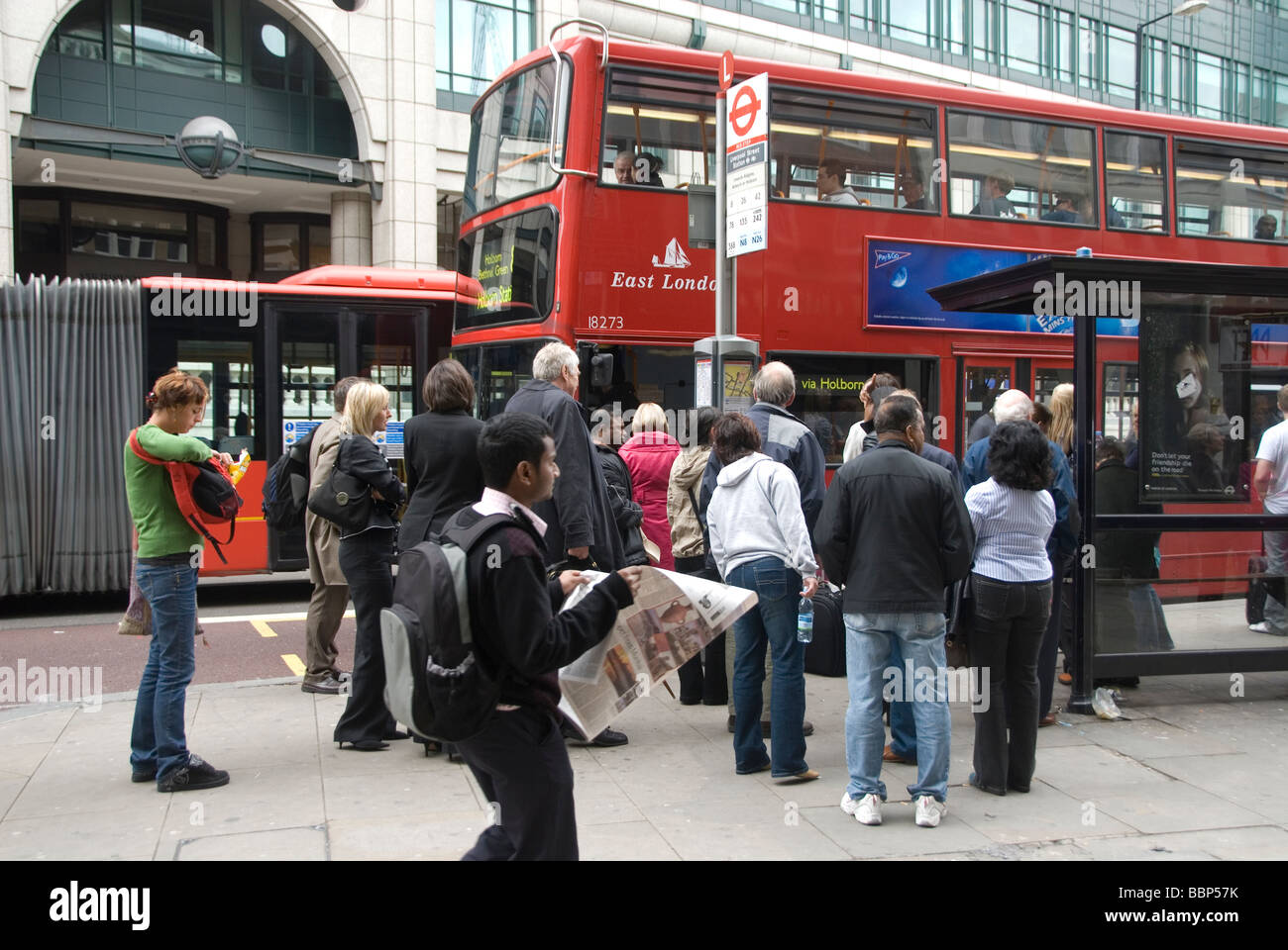 Crowd people waiting buses bus hi-res stock photography and images - Alamy