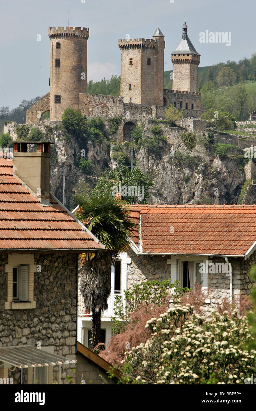 THE 11TH CENTURY COUNTS' CASTLE, TOWN OF FOIX, ARIEGE (09), FRANCE ...