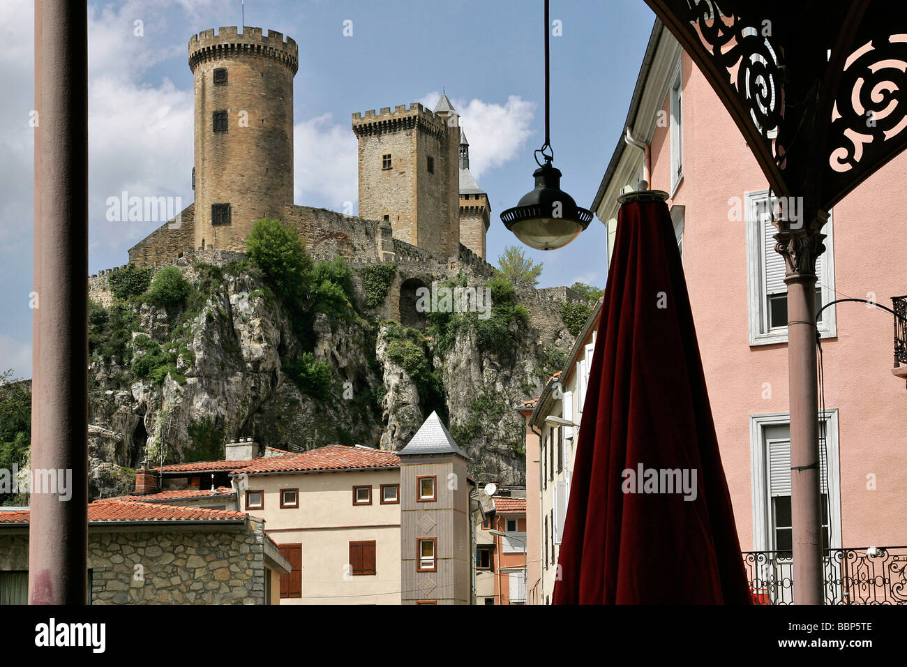 THE 11TH CENTURY COUNTS' CASTLE SEEN FROM THE SQUARE HALLE AUX GRAINS ...