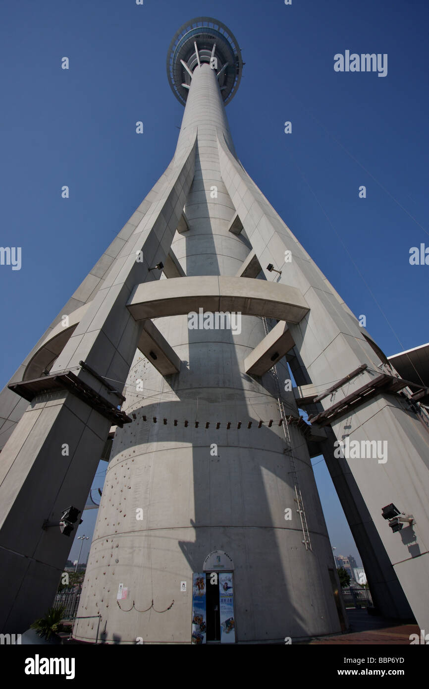 Panoramica vertical hi-res stock photography and images - Alamy