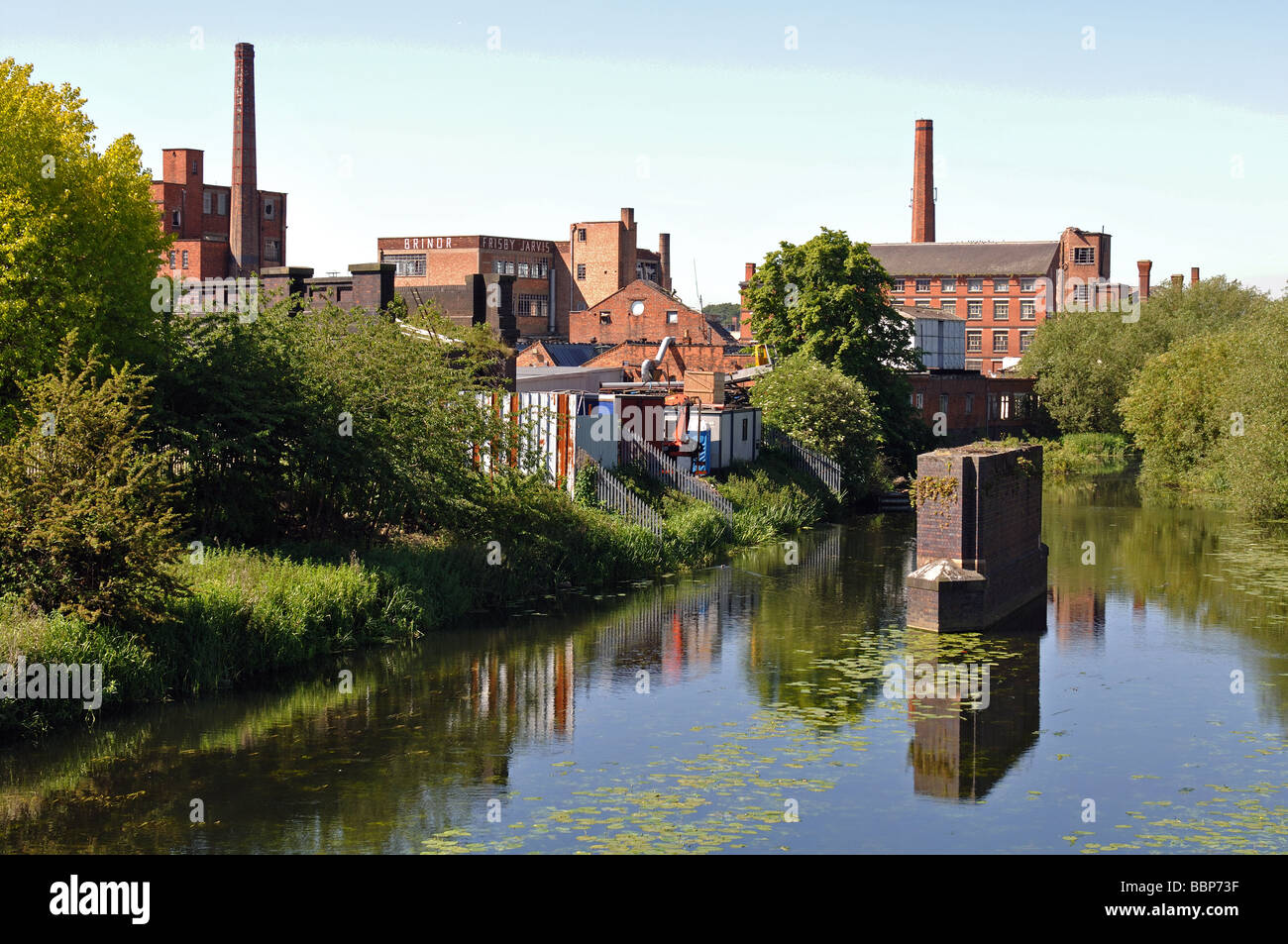 River Soar and old factory buildings, Leicester, Leicestershire ...
