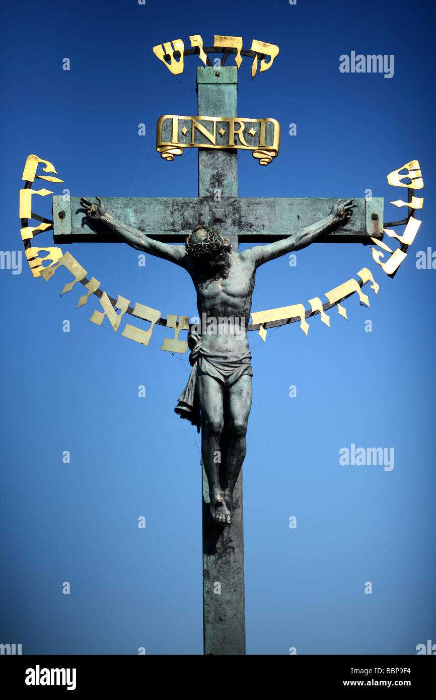 Jesus on the cross Charles Bridge, Prague Stock Photo - Alamy