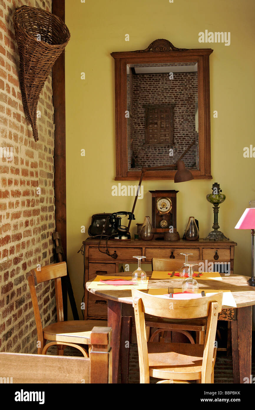 CREPE RESTAURANT 'LES PIEDS DANS L'HERBE', HONFLEUR, CALVADOS (14 ...