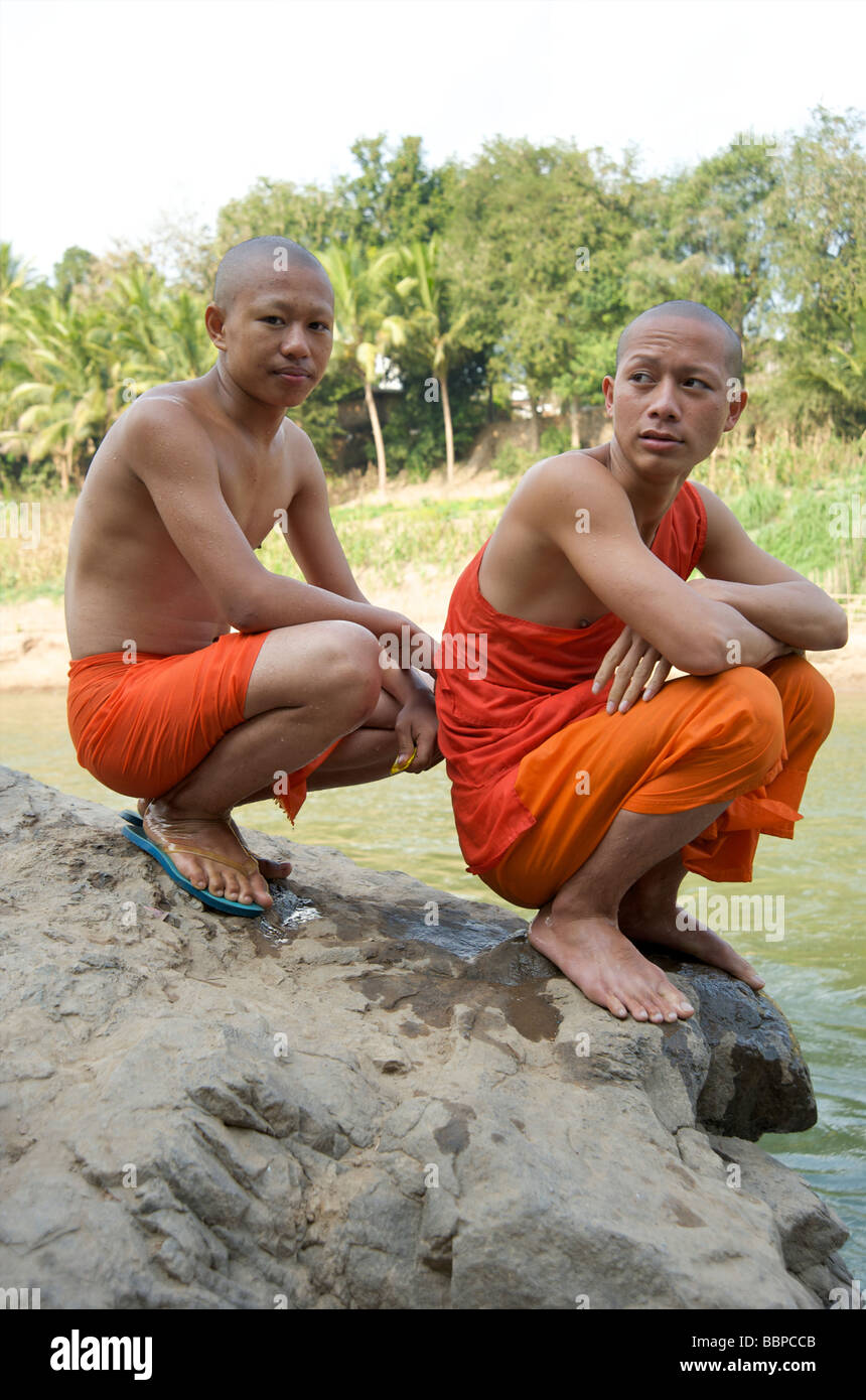 Two monks water hi-res stock photography and images - Alamy