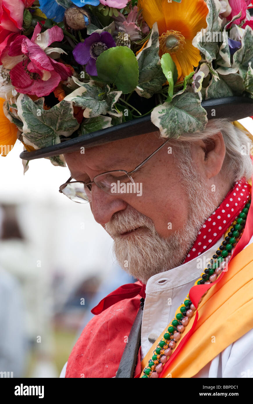 Traditional morris dancers (Knockhundred Shuttles Clog Morris) in full ...