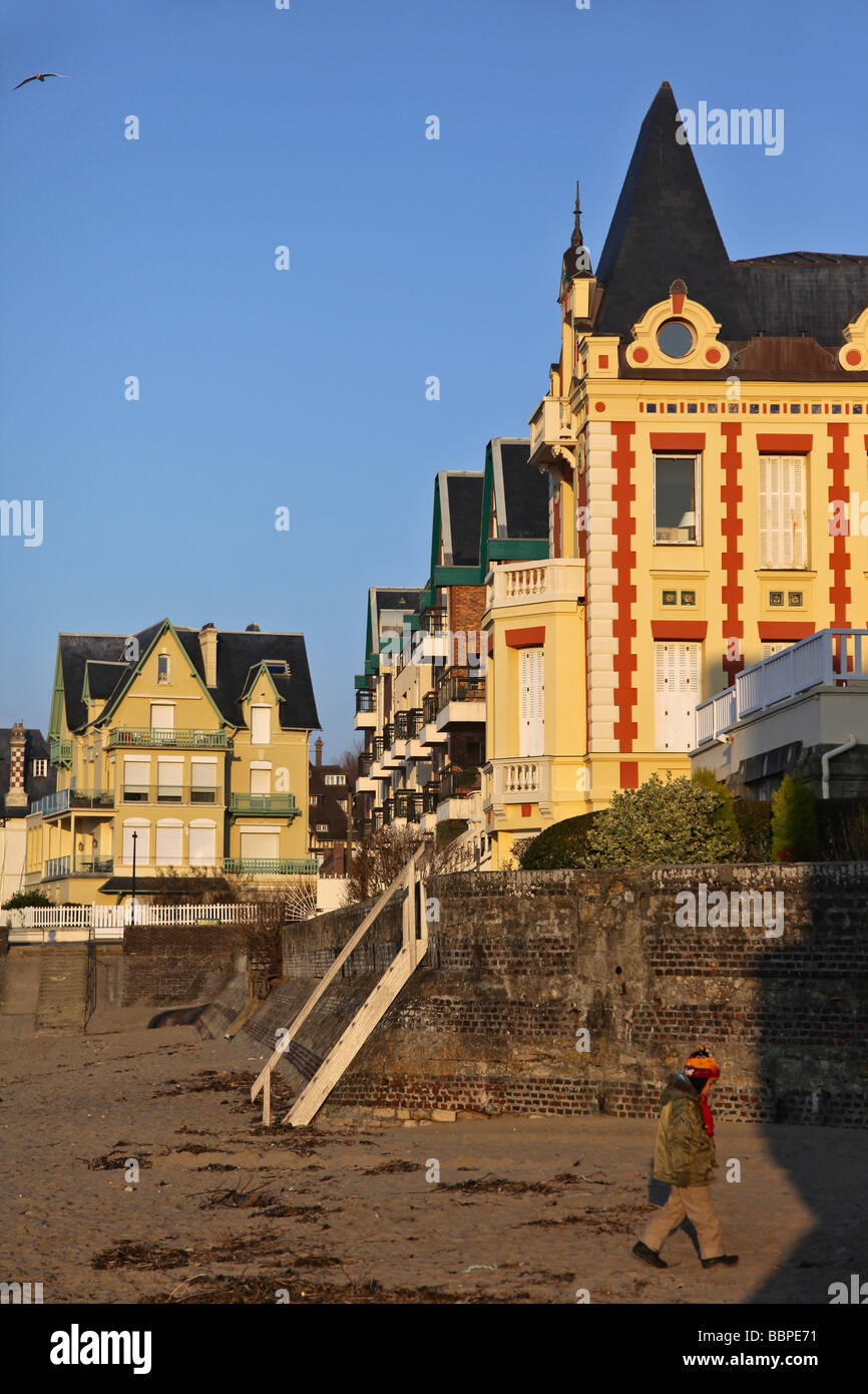 Trouville sur mer evening hi-res stock photography and images - Alamy