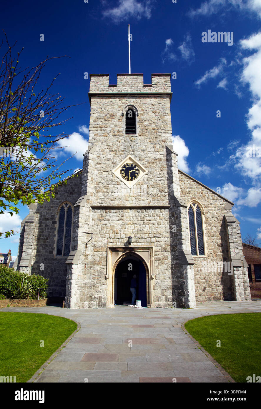 Whitstable church high street hi-res stock photography and images - Alamy