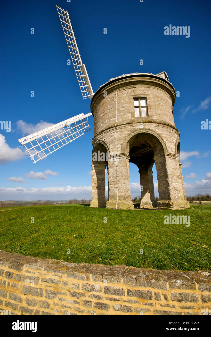 Chesterton Windmill, Warwickshire Stock Photo - Alamy