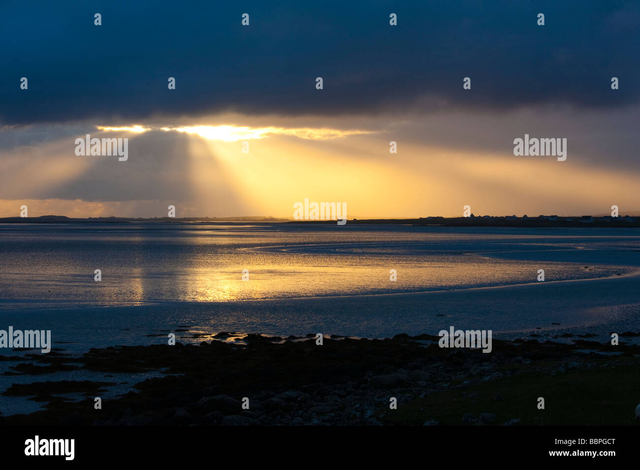 North uist sunset hi-res stock photography and images - Alamy
