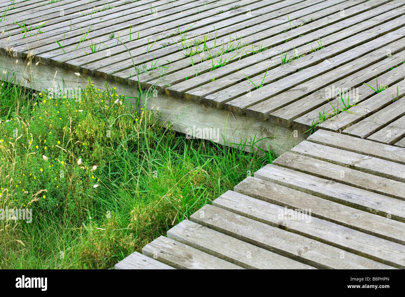 Footbridge catwalk hi-res stock photography and images - Alamy