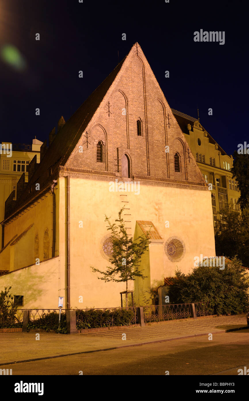 Old New Synagogue Staronova Synagoga at night Jewish Quarter Prague ...