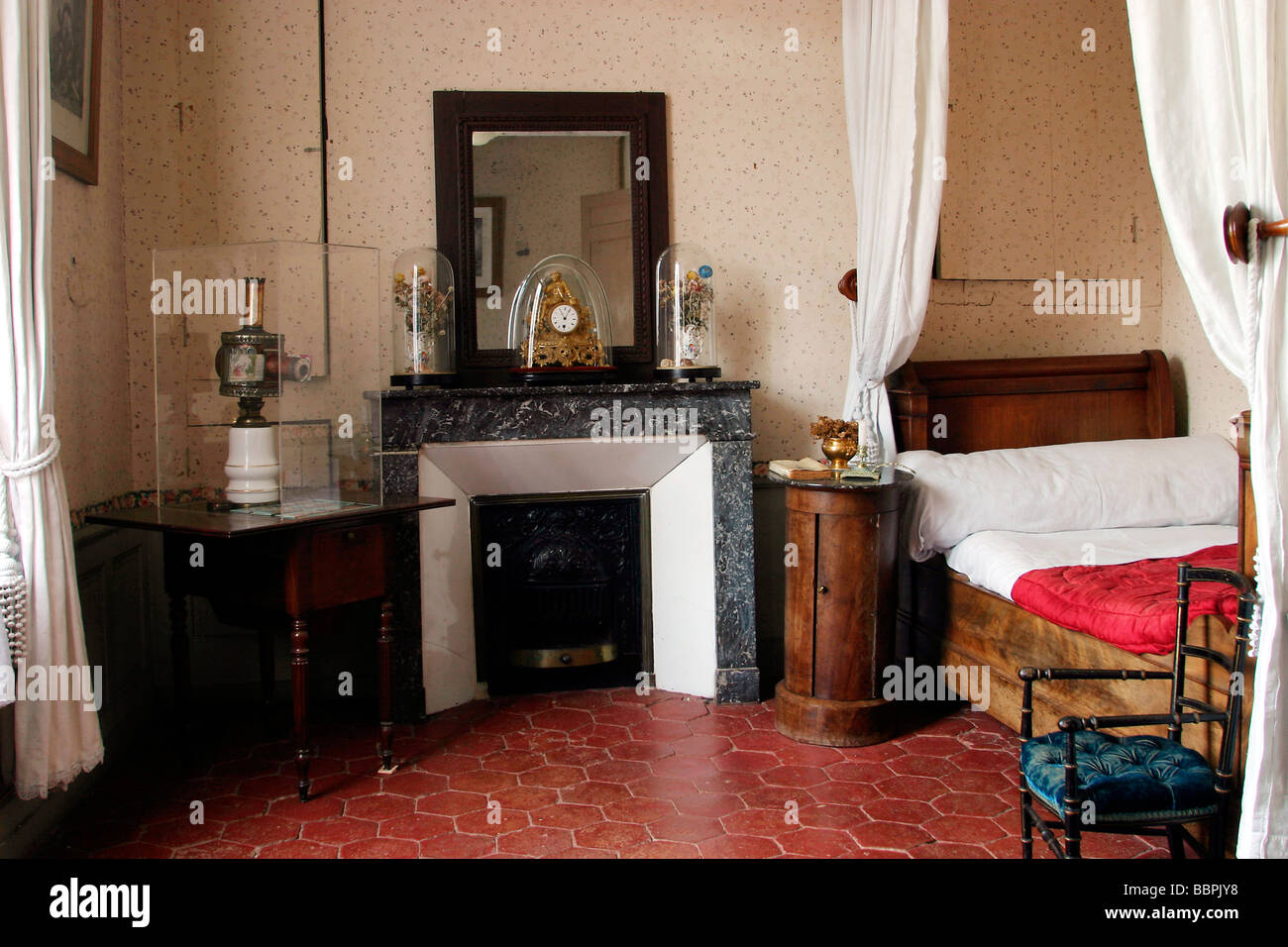 MARCEL'S BEDROOM, TANTE LEONIE'S HOUSE AND MARCEL PROUST MUSEUM ...