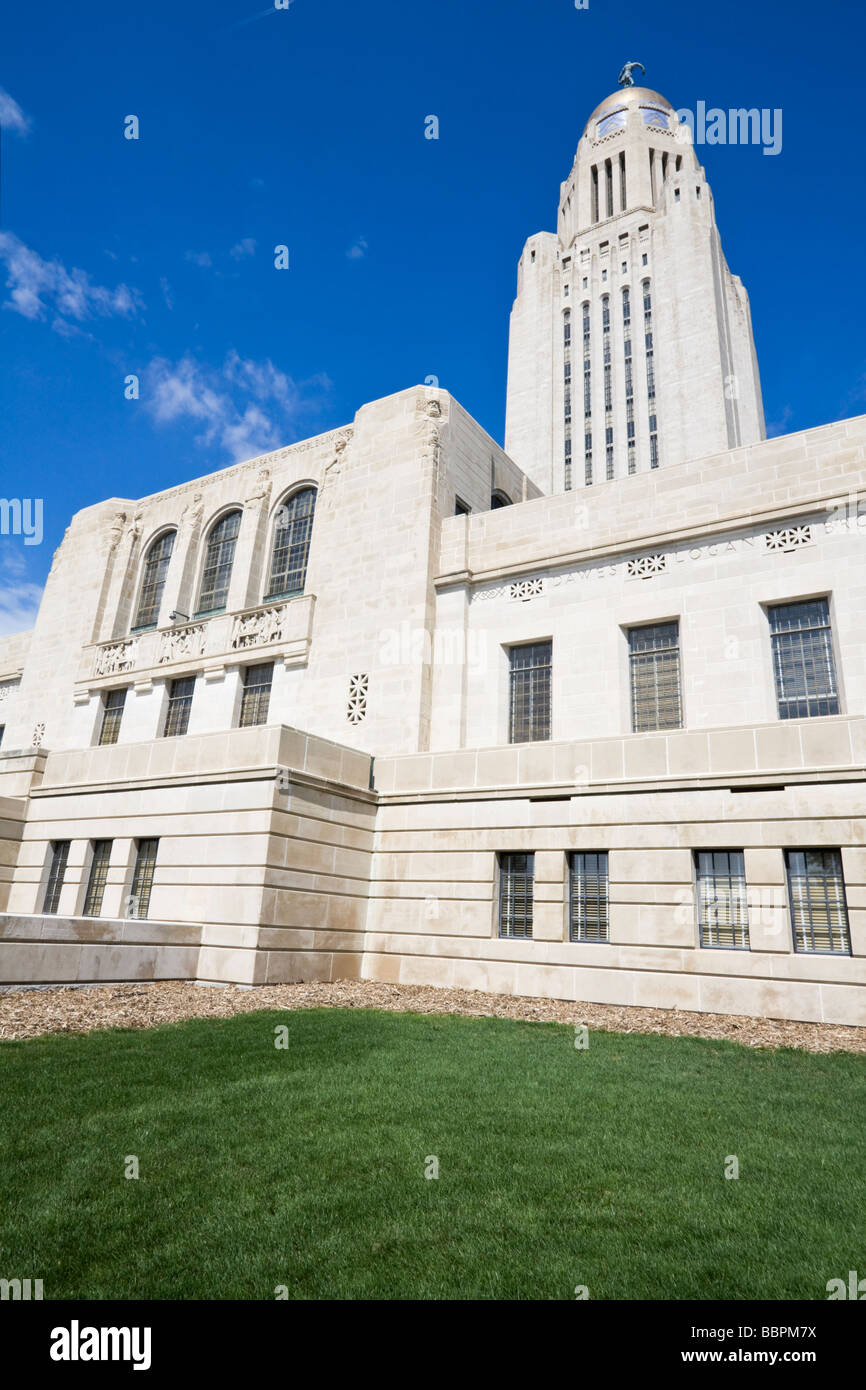 Nebraska state capitol facade hi-res stock photography and images - Alamy