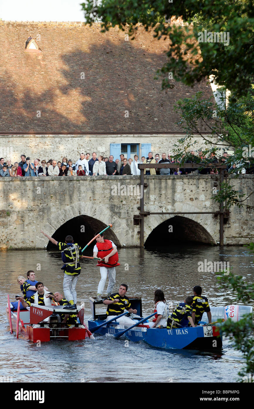 France water jousting hi-res stock photography and images - Alamy