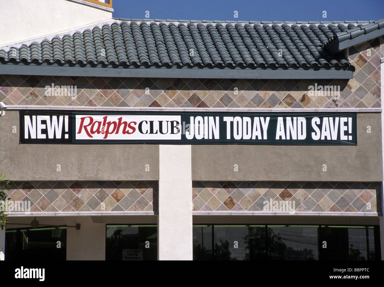 Ralphs hi-res stock photography and images - Alamy