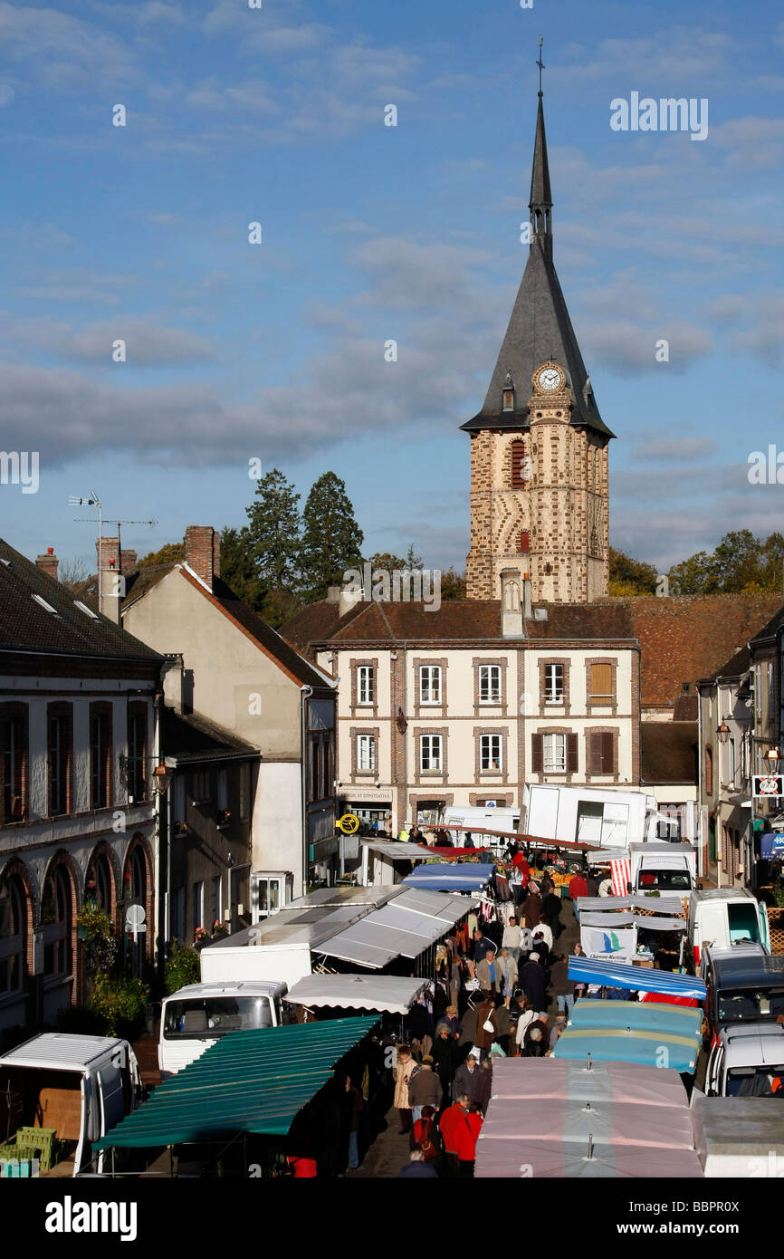 THE MAIN STREET, MARKET DAY IN SENONCHES, EURE-ET-LOIR (28), FRANCE ...