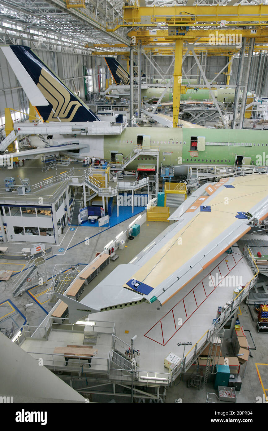 TOUR OF THE AIRBUS A380 ASSEMBLY PLANT AT THE TOULOUSE AEROSPACE CENTER ...