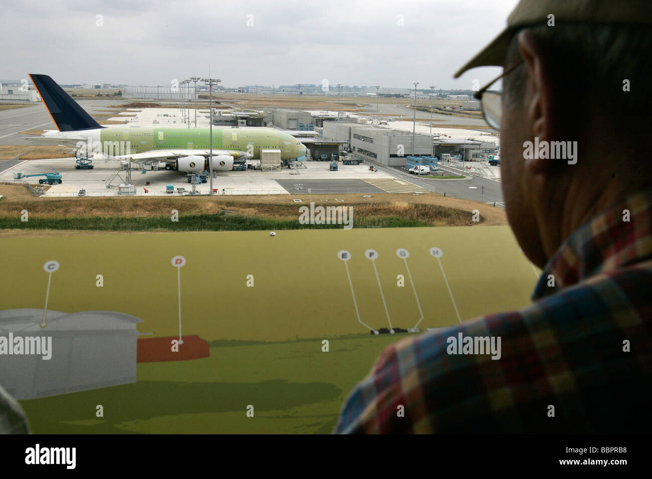 TOUR OF THE AIRBUS A380 ASSEMBLY PLANT AT THE TOULOUSE AEROSPACE CENTER ...