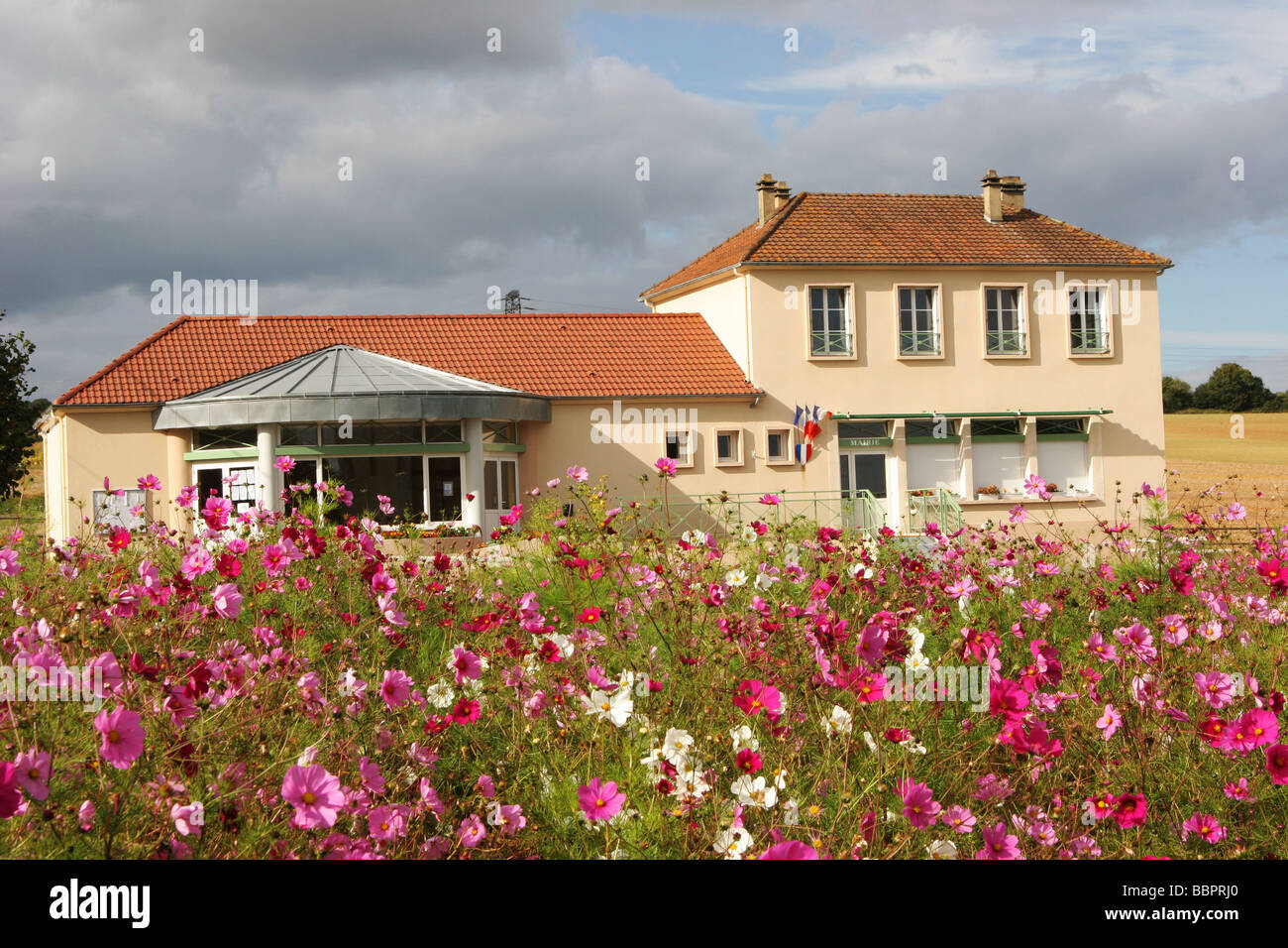 Maheru hi-res stock photography and images - Alamy