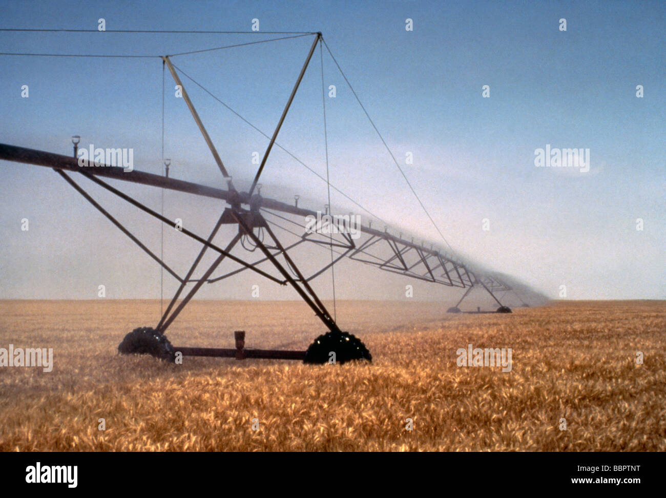 Pivoting hi-res stock photography and images - Alamy