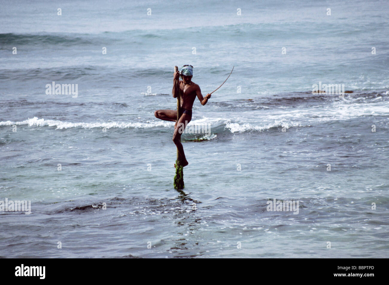 Sri Lanka Stick Fisherman Stock Photo - Alamy