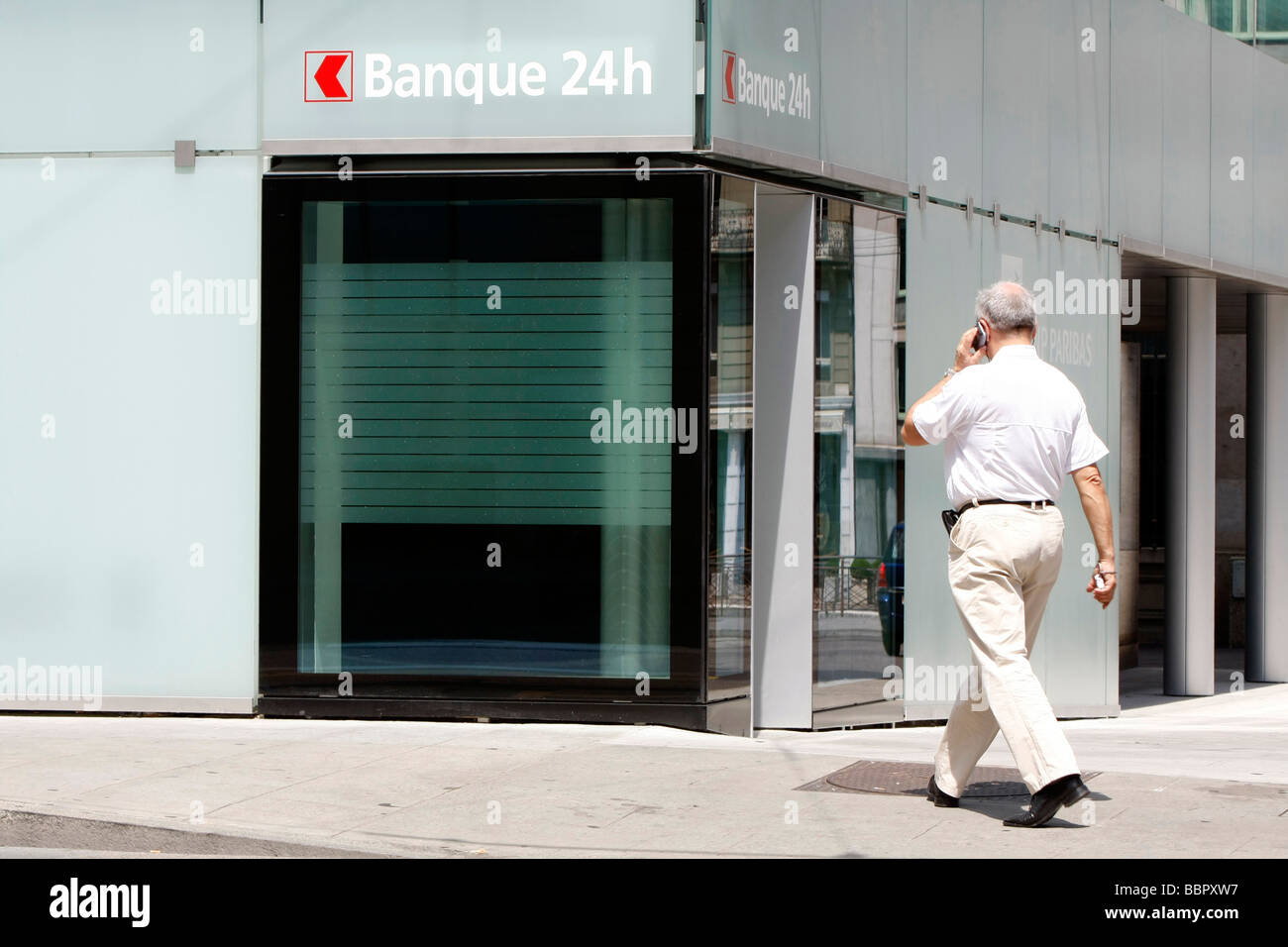 24 hour a day hi-res stock photography and images - Alamy