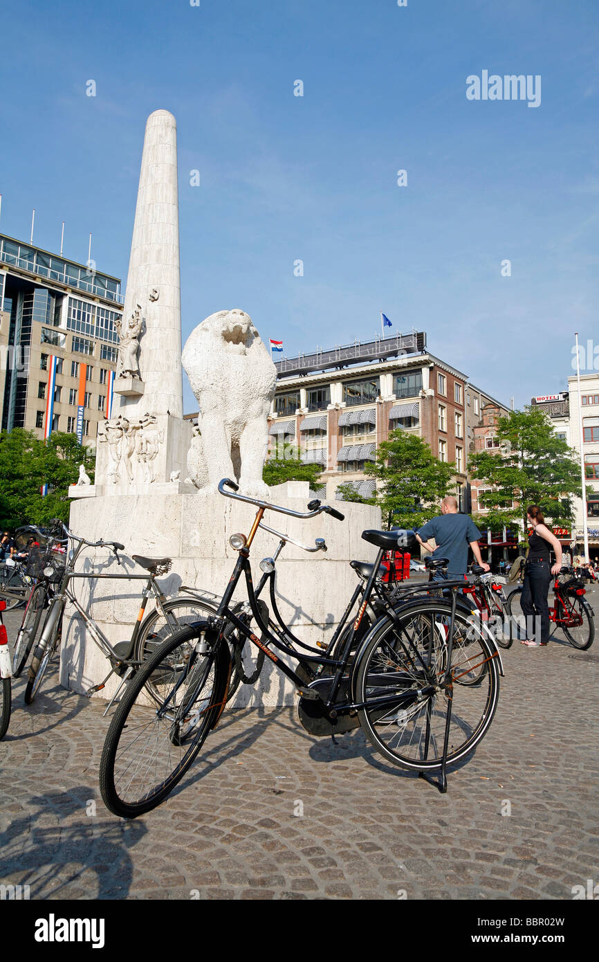 BIKES AND STATUE OF THE LION, NATIONAL MONUMENT, DAMS SQUARE, AMSTERDAM ...