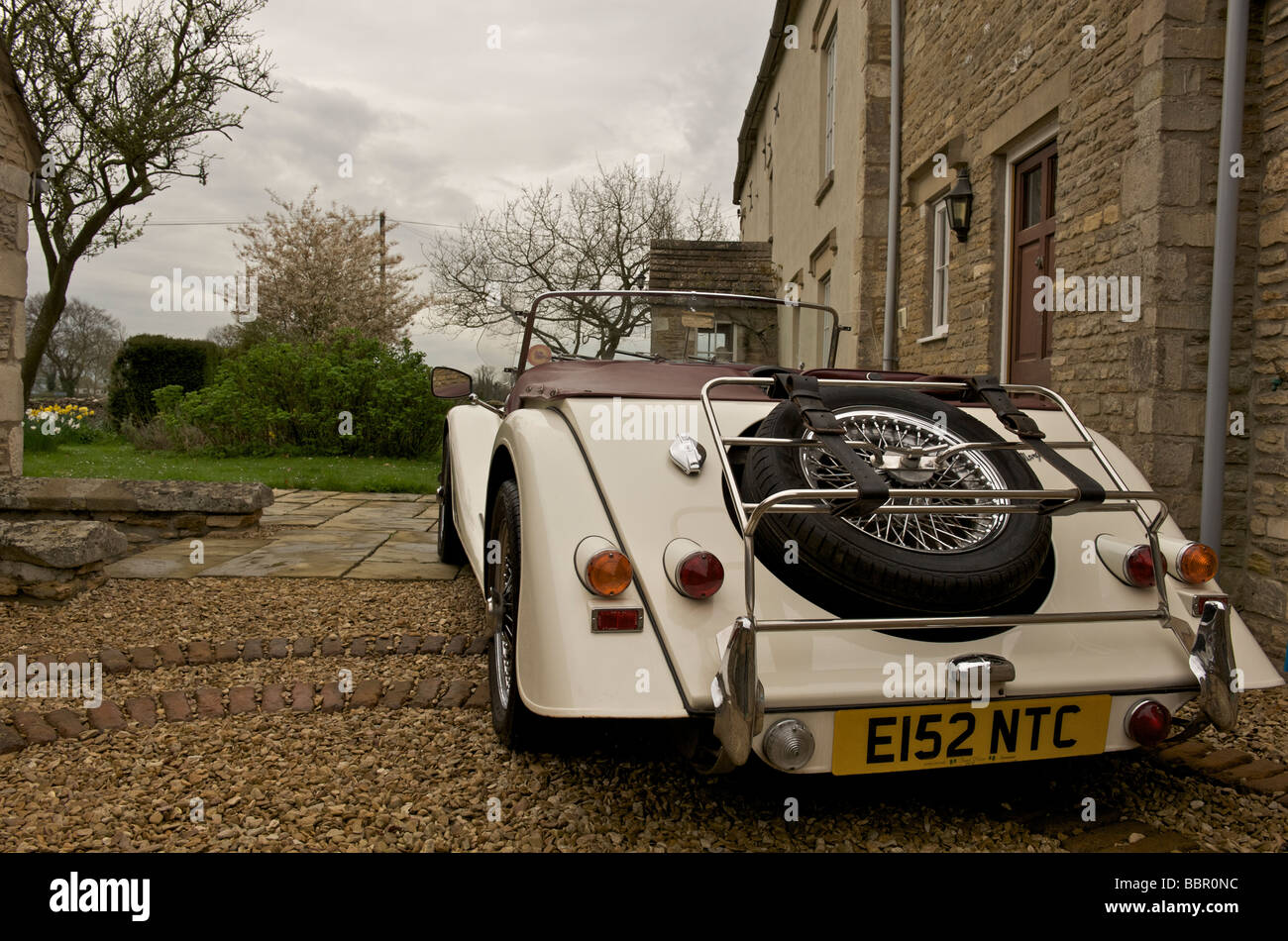 Morgan motor car hi-res stock photography and images - Alamy