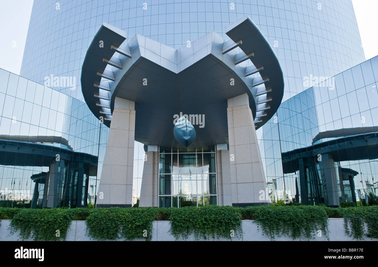 Entrance geometry hi-res stock photography and images - Alamy