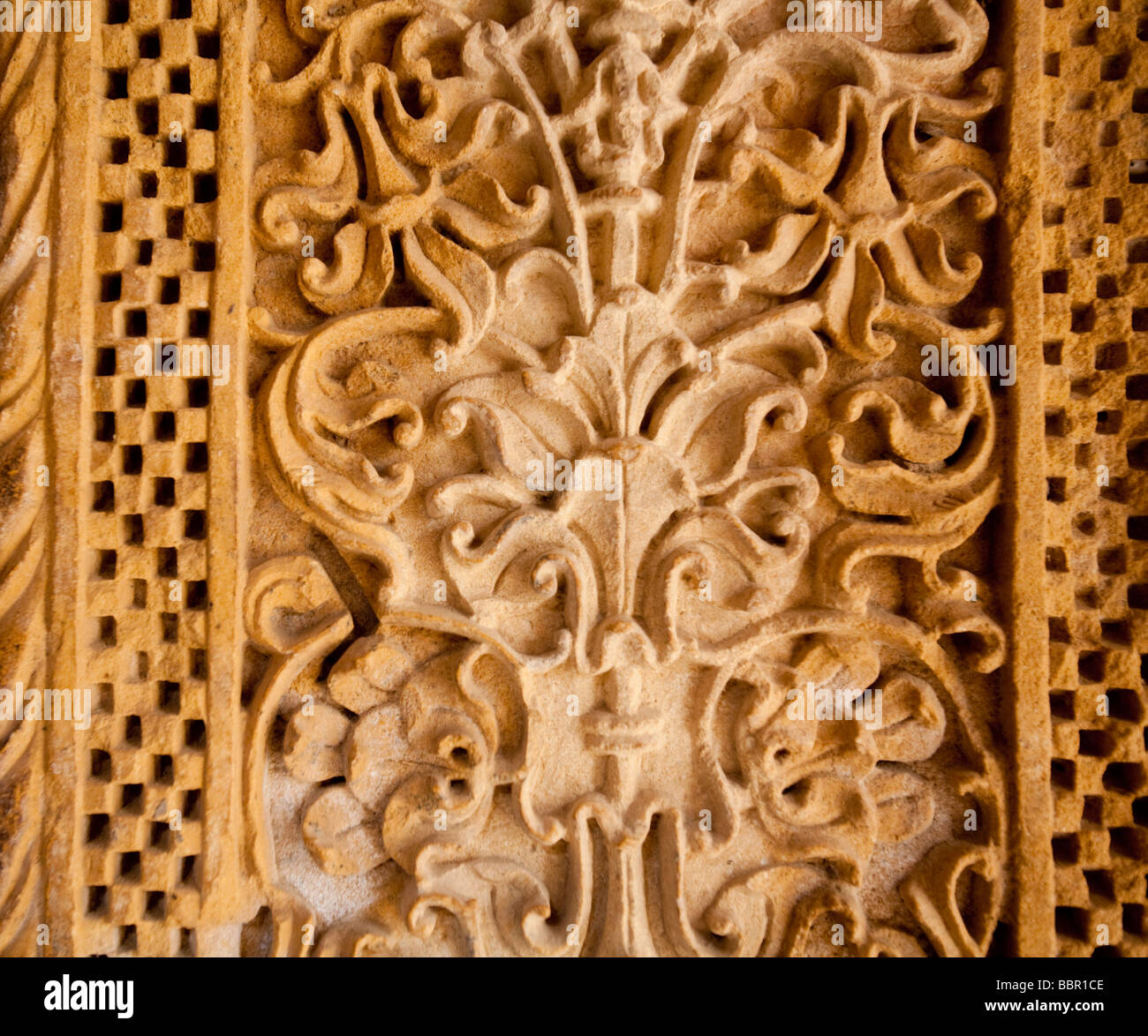 Traditional stonework hi-res stock photography and images - Alamy