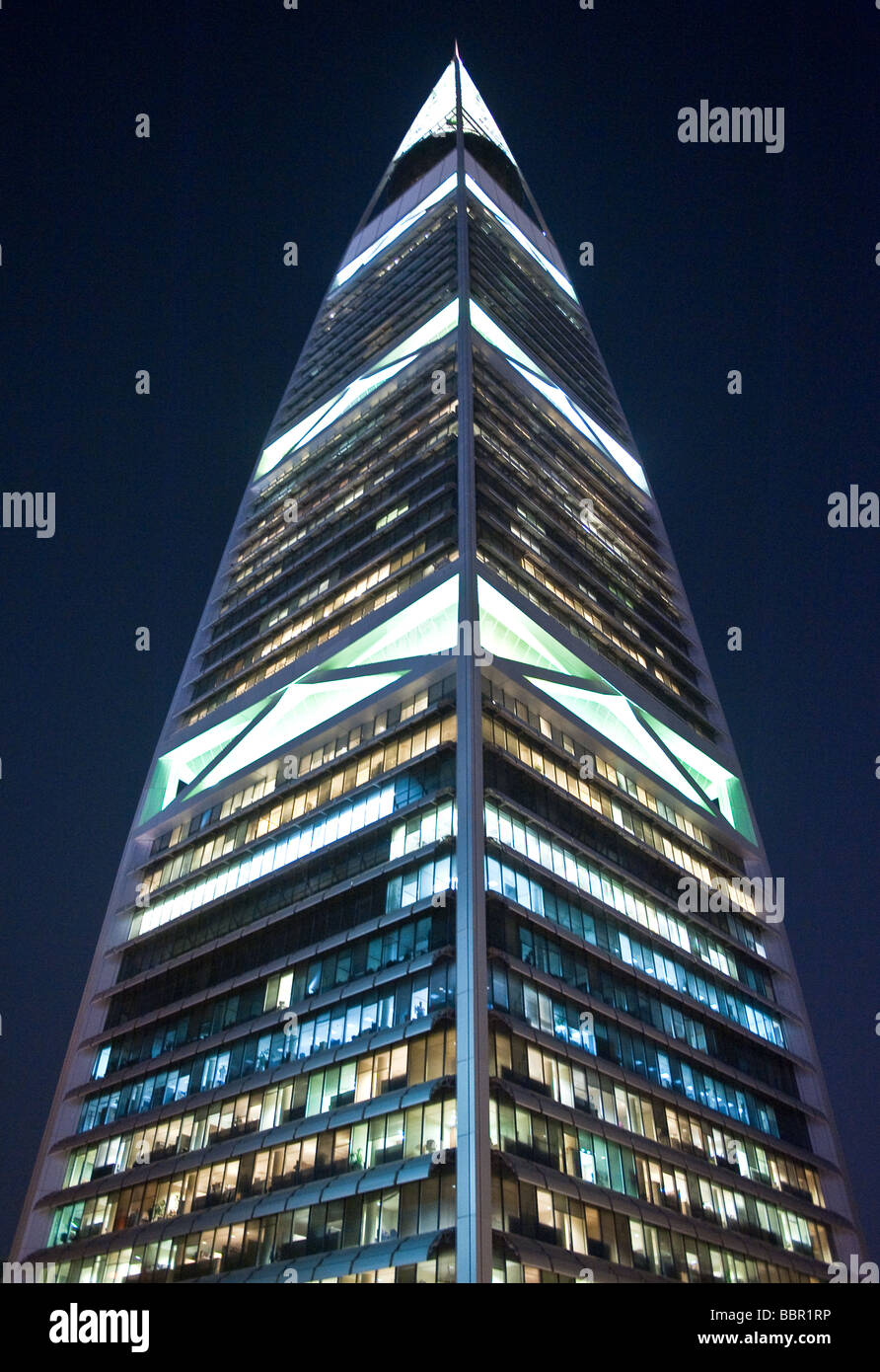 Rijadh the Al Faisaliah tower Stock Photo - Alamy