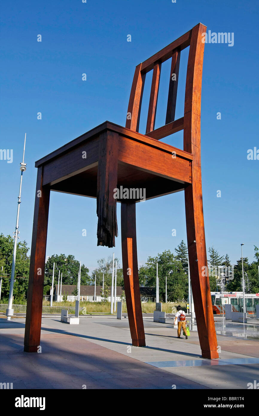 Ong organization hi-res stock photography and images - Alamy