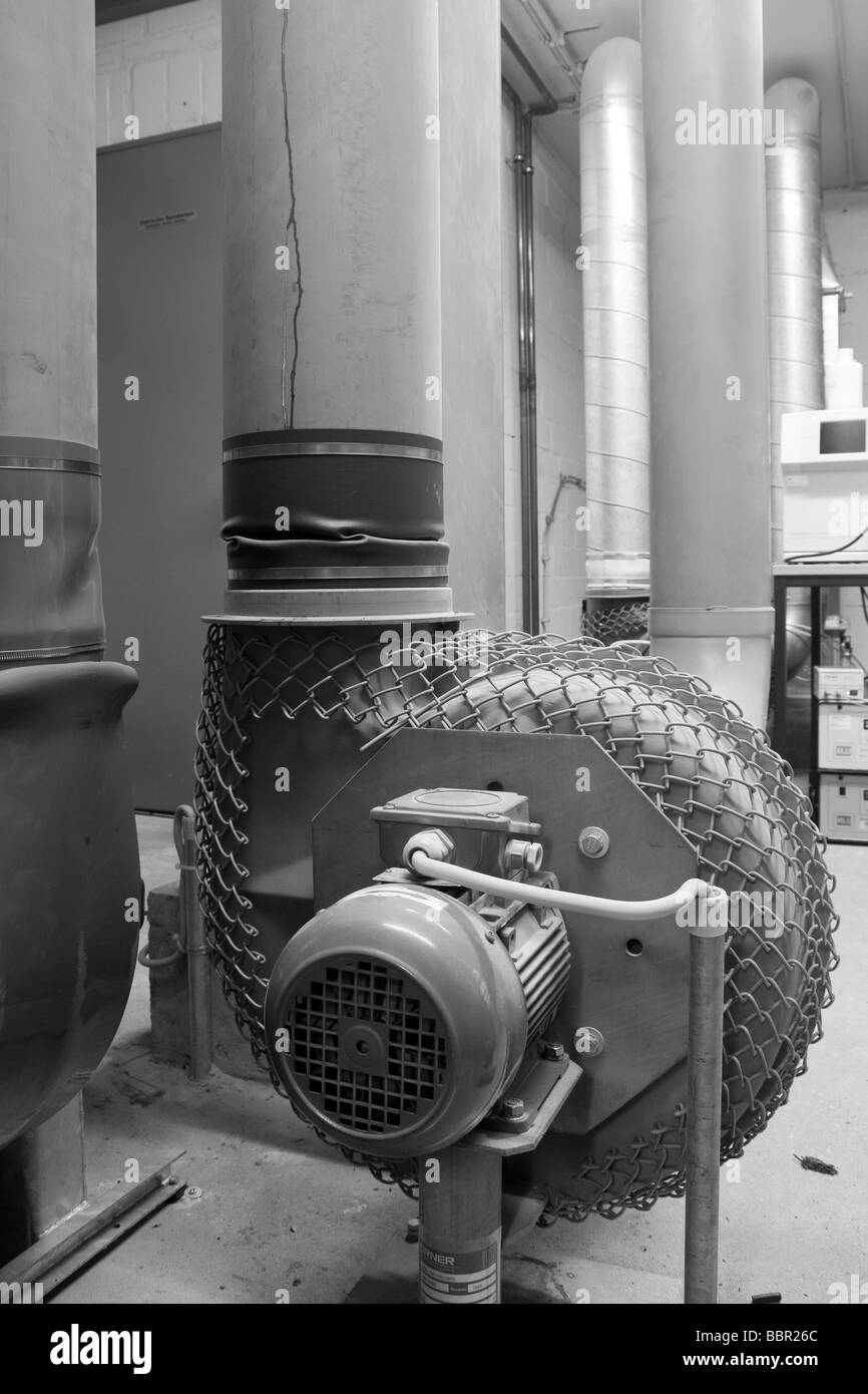 Air conduit hi-res stock photography and images - Alamy