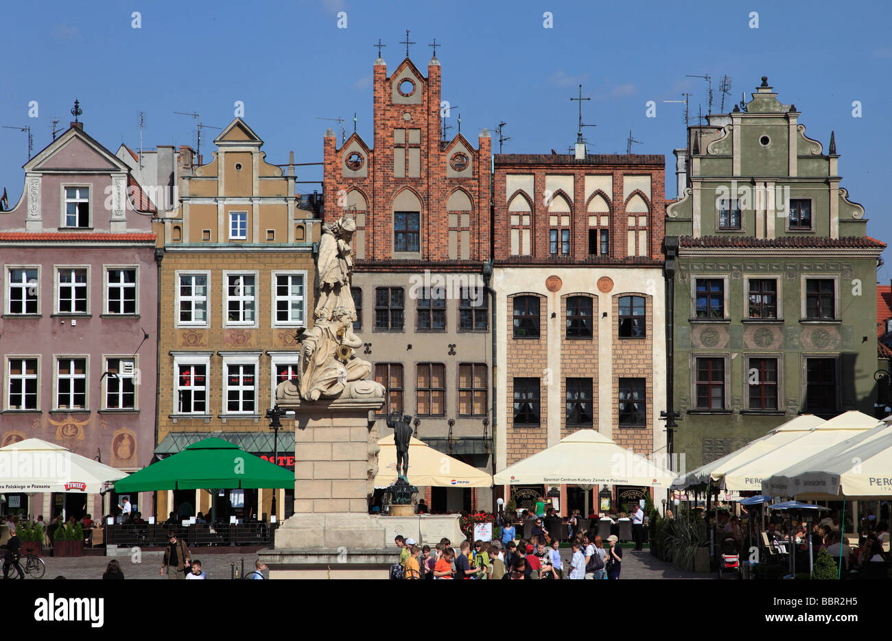 Poznan old market square hi-res stock photography and images - Alamy